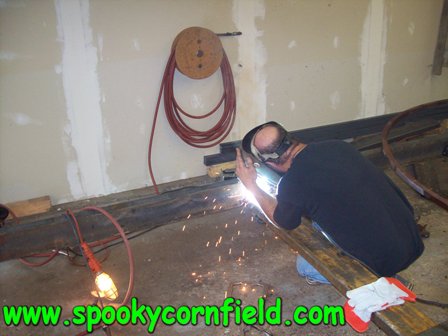 spooky_stalks_vortex_tunnel